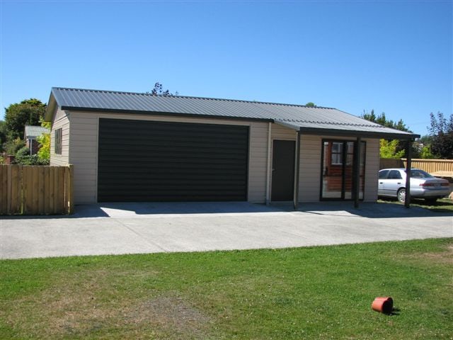 Large Garages & Extra Spaces | Buildings | Versatile