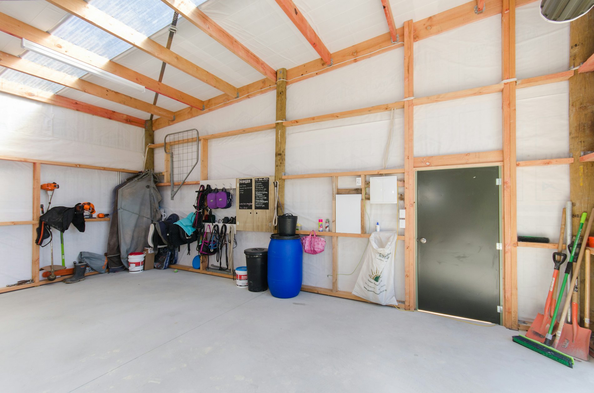 Large Garages & Extra Spaces | Buildings | Versatile