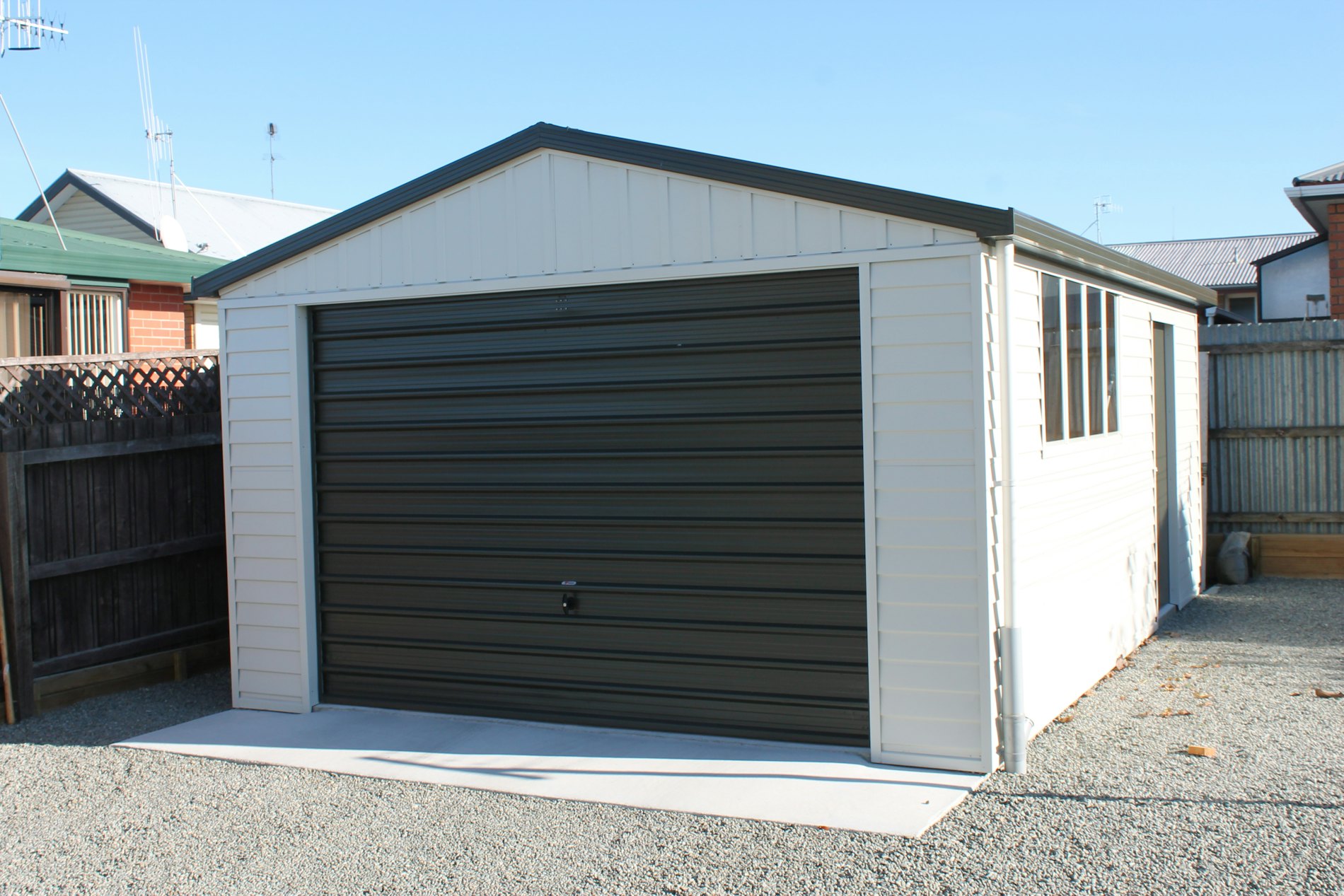 Single Garages | Buildings | Versatile